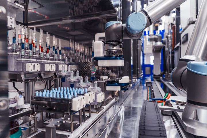 Revolutionizing Cell Therapy Manufacturing with Robotics and Automatio ...
